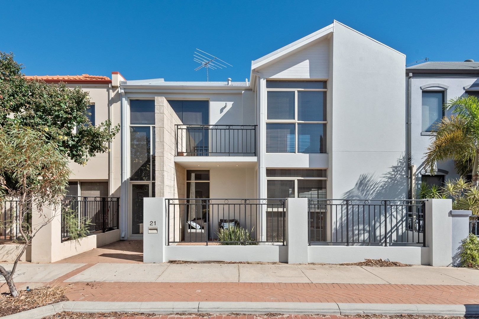 21 Pimlico Place, Joondalu | Property History & Address Research | Domain