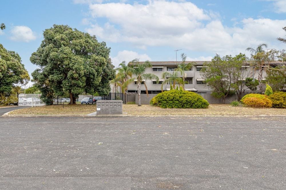 40/40 Reynolds Way, Withers WA 6230 | Domain