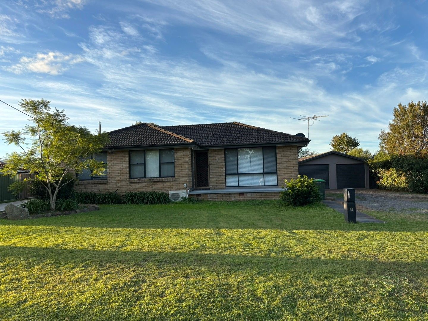 19 Railway Street, Branxton NSW 2335 - House For Rent | Domain