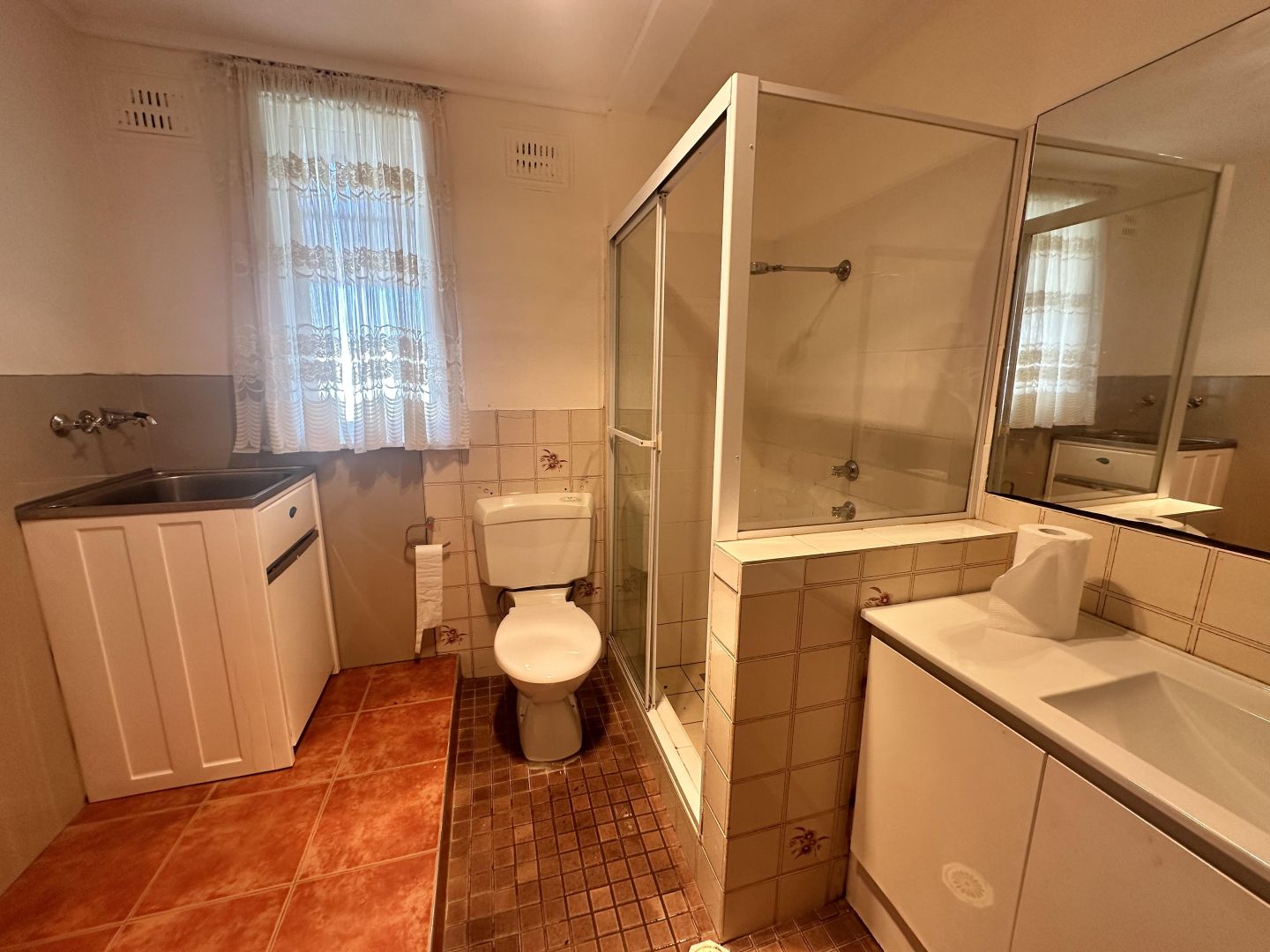 10 Devon Place, Busby NSW 2168 - House For Rent - $530 | Domain