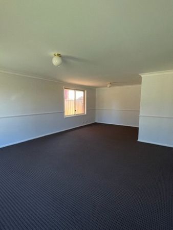 119 The Lakes Drive, Glenmore Park NSW 2745 - House For Rent - $670 ...