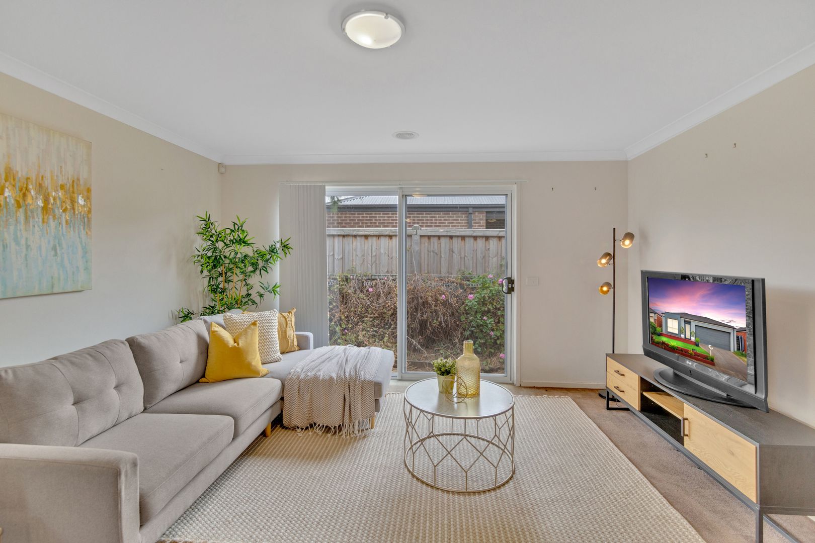 Sold 16 Altitude Drive, Point Cook VIC 3030 on 07 Apr 2023 - 2018432860 ...