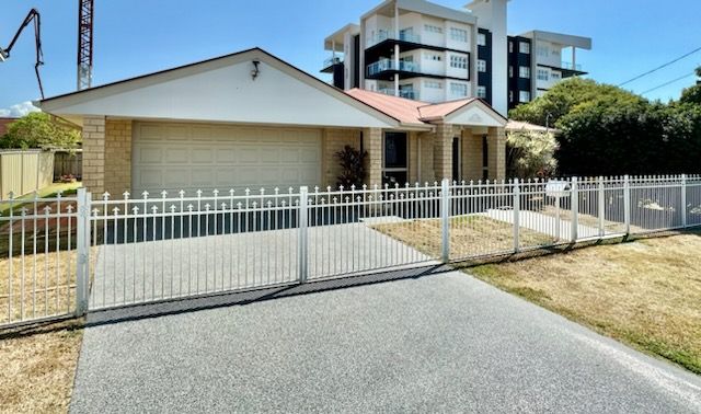 71 Andrew Street, Wynnum QLD 4178 - House For Rent | Domain