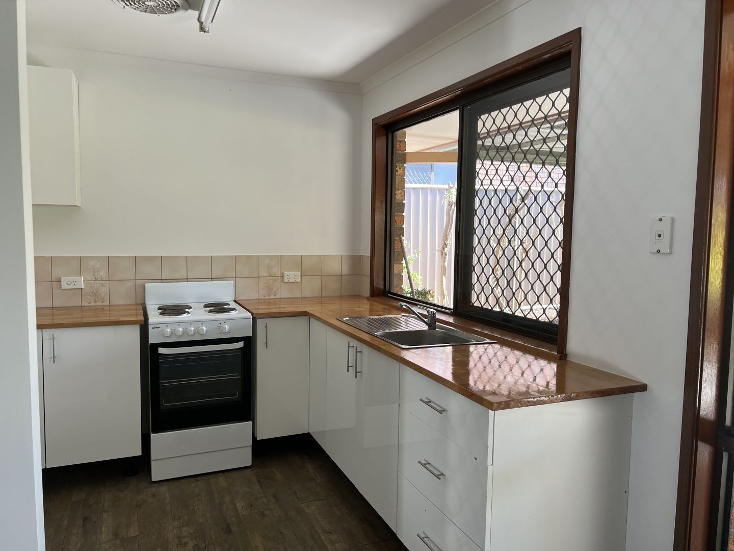 22a Reif Street, Flinders View QLD 4305 - House For Rent - $420 | Domain