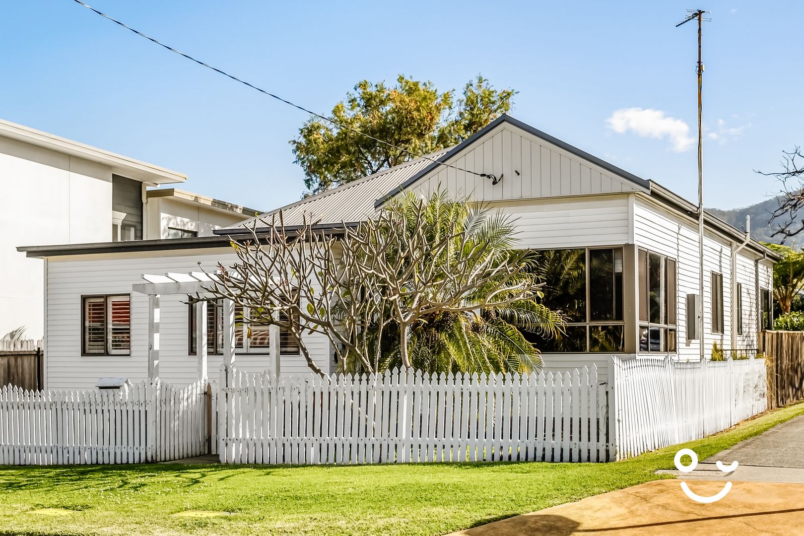 2 Arthur Street, Thirroul NSW 2515 - House For Rent | Domain