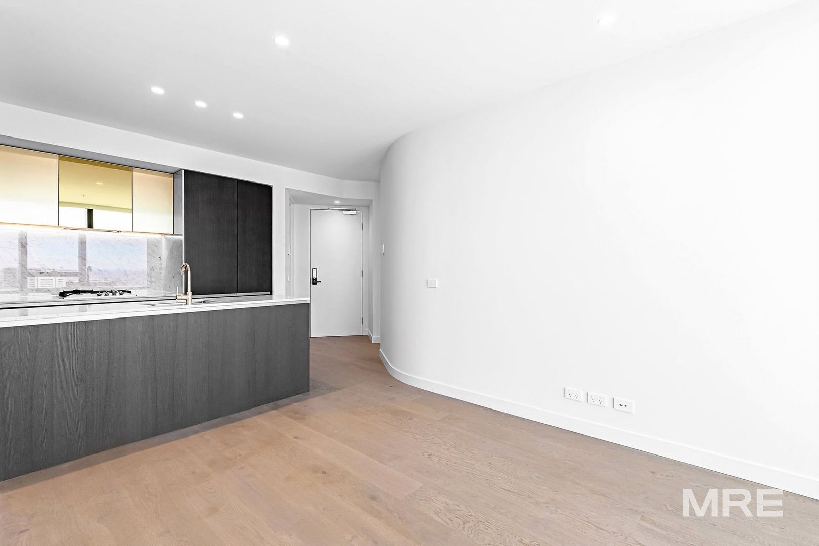 8208/228 La Trobe Street, Melbourne VIC 3000 - Apartment For Rent ...