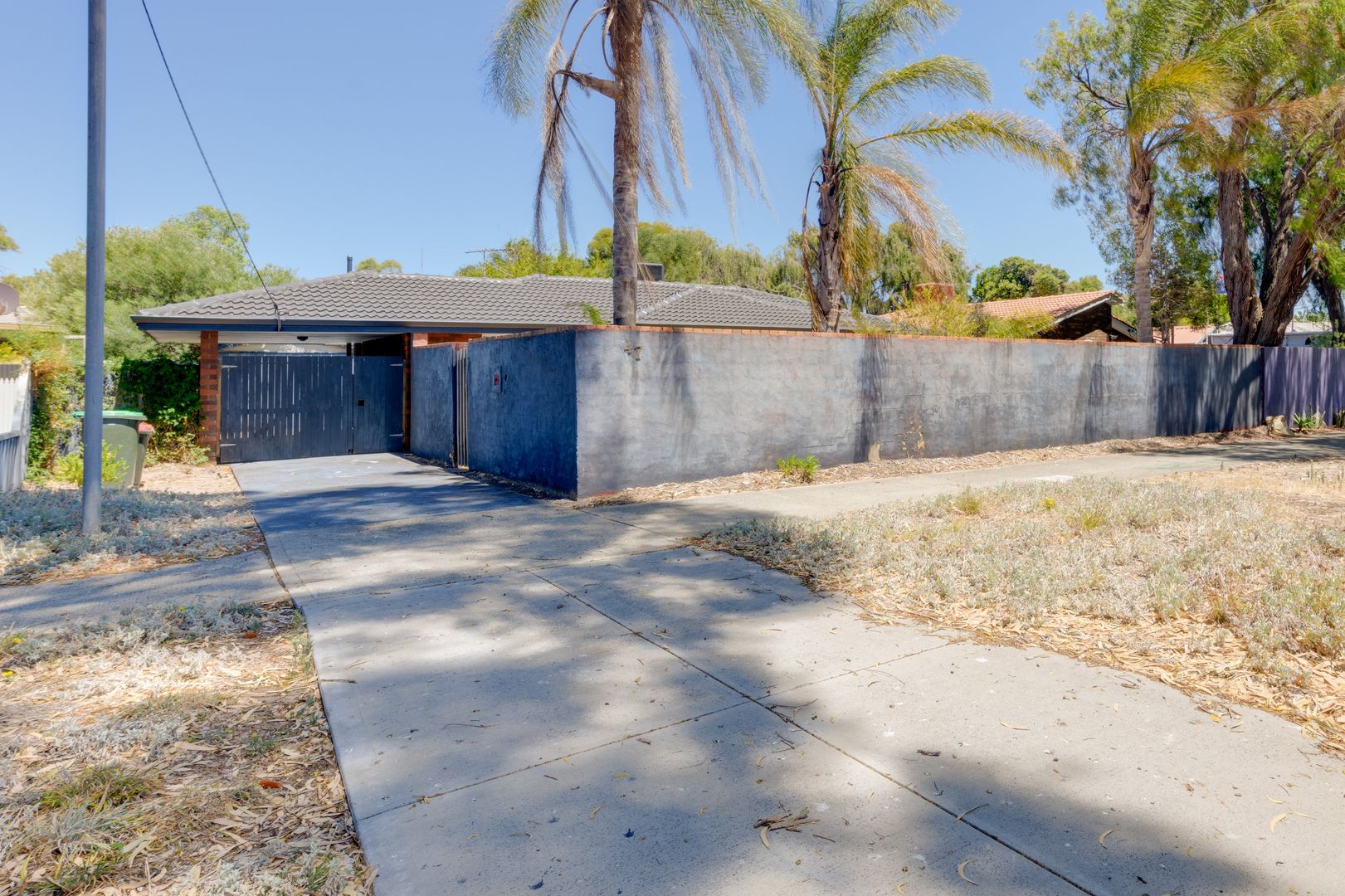 47 Currie Street, Warnbro WA 6169 - House For Rent - $430 | Domain