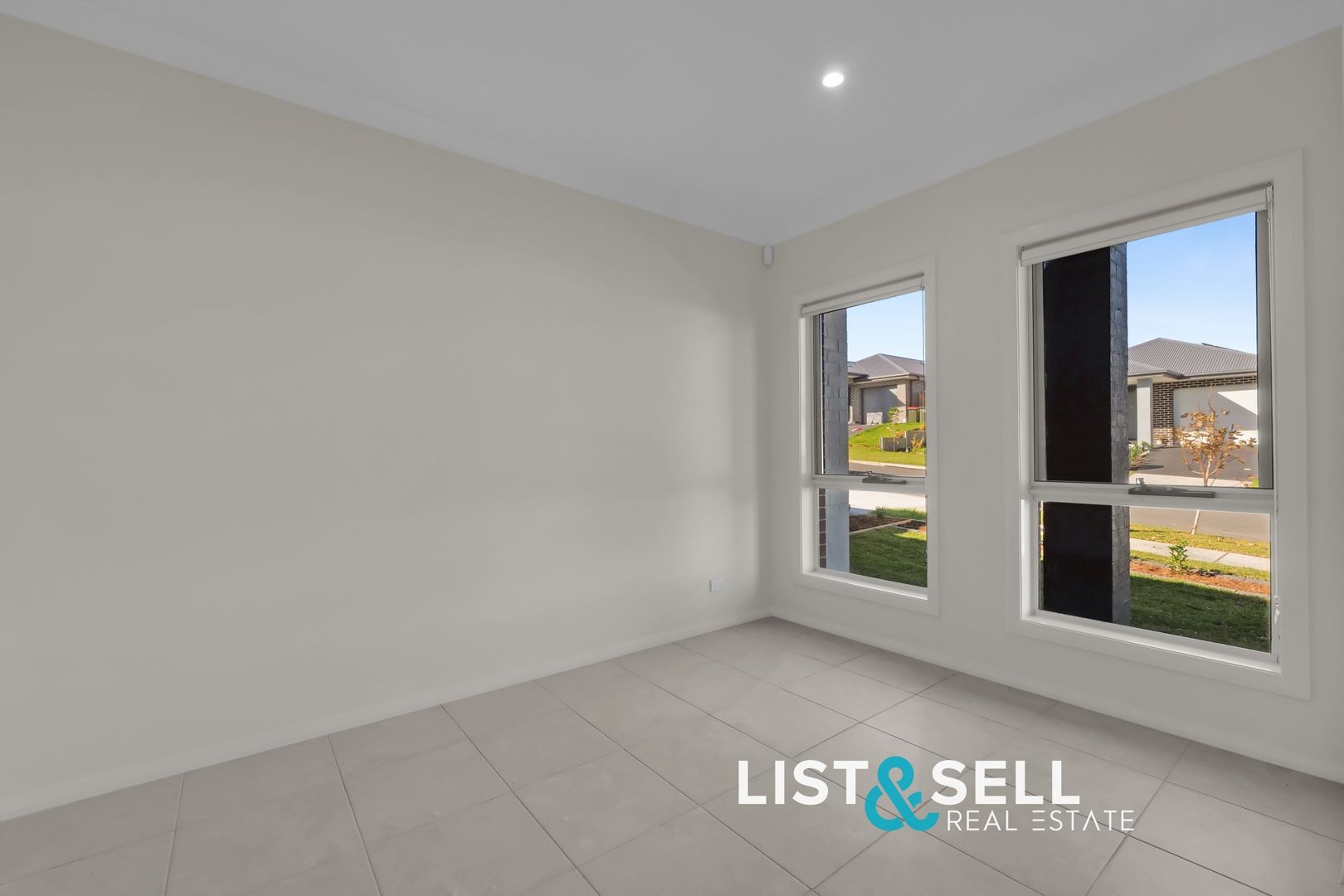 5 Storkey Street, Bradbury NSW 2560 - House For Rent | Domain