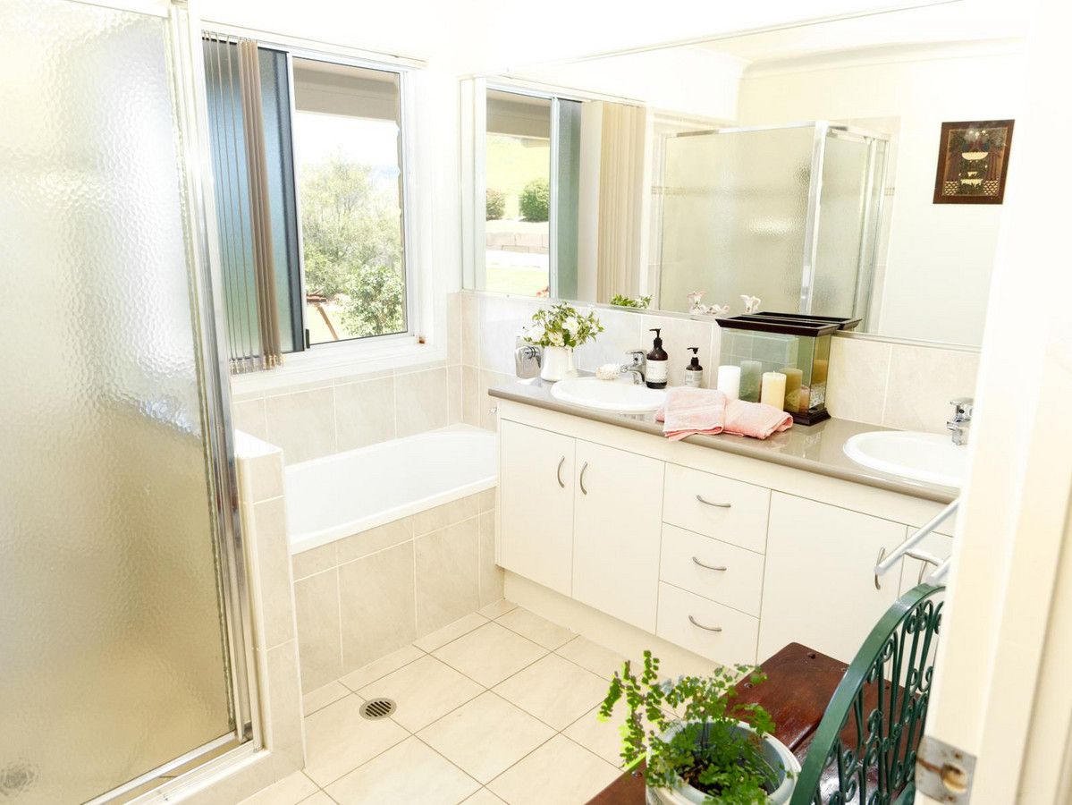 197 Dry Gully Road, Mount Whitestone QLD 4347 - House for Sale