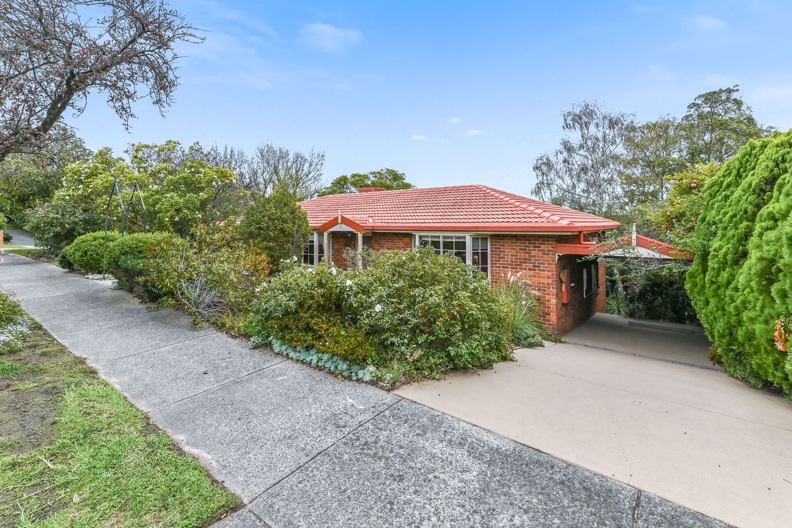 18 Telford Drive, Berwick VIC 3806 | Domain