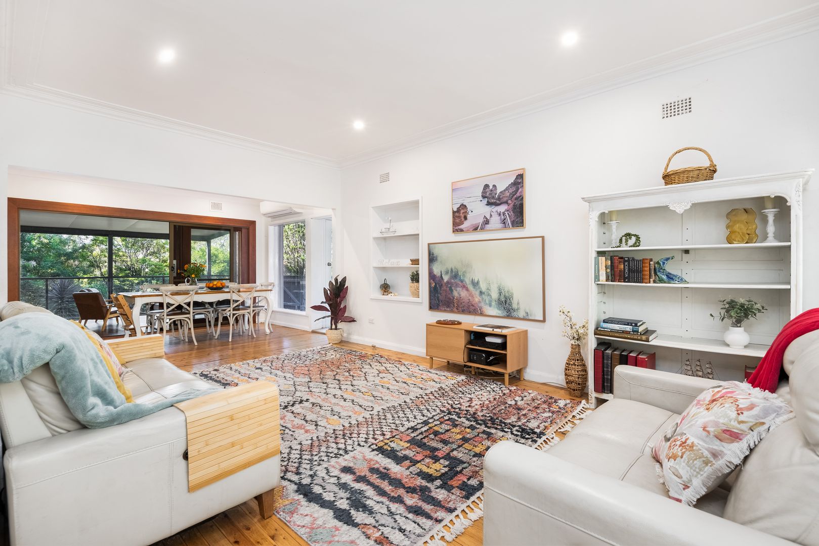 4 Malinya Road, Allambie Heights NSW 2100 - House For Rent | Domain