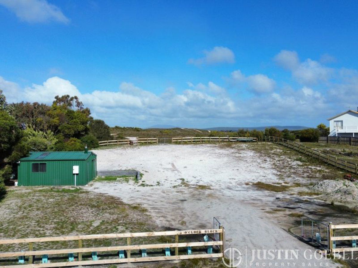 27 Carin Close, Tomahawk TAS 7262 | Domain