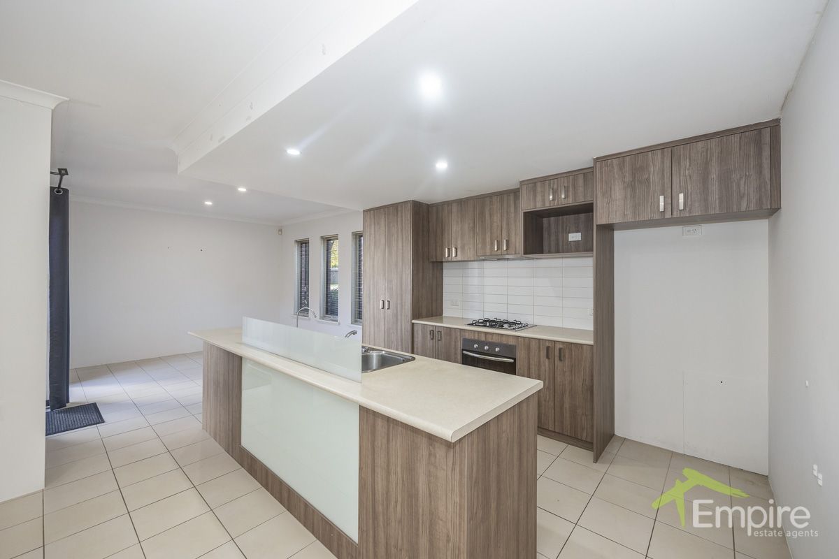 34A Tetworth Crescent, Nollamara WA 6061 - Townhouse For Rent | Domain