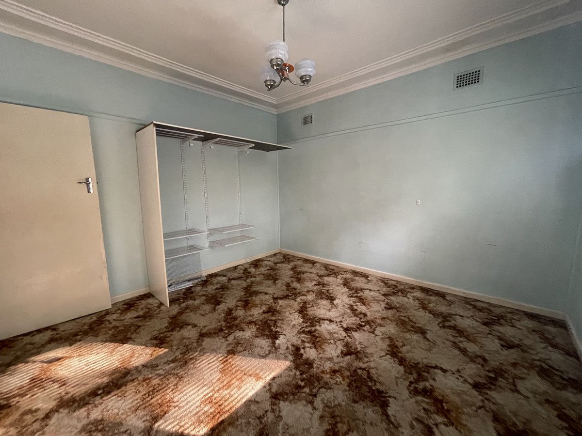 24 Junia Avenue, Toongabbie NSW 2146 - House For Rent | Domain