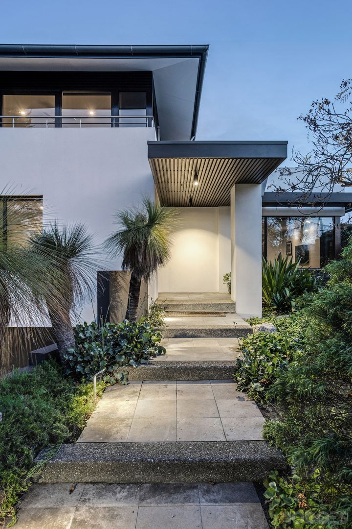 52 Linacre Road, Hampton VIC 3188 | Domain