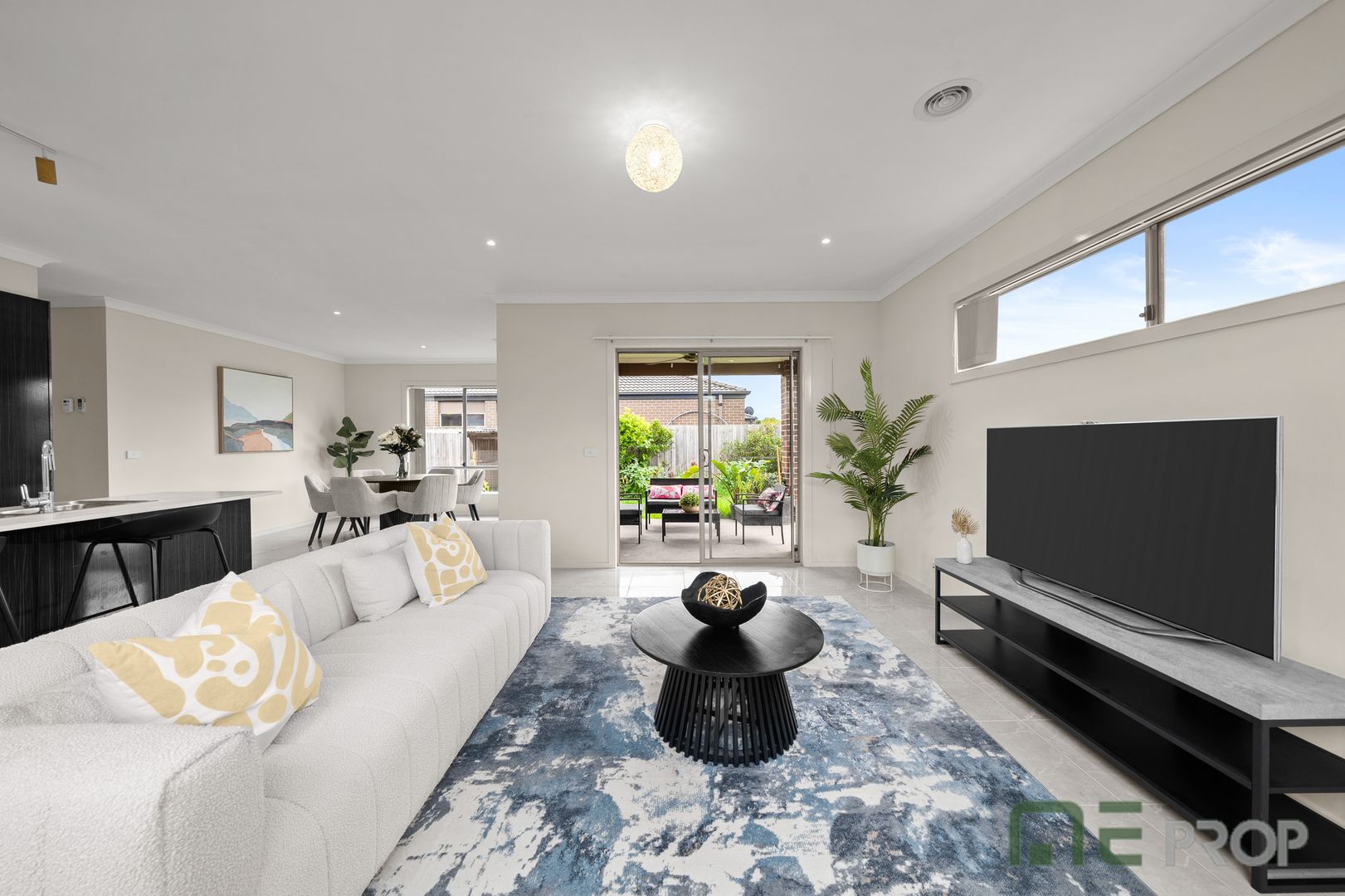 44 Banjo Circuit, Lynbrook VIC 3975 | Domain