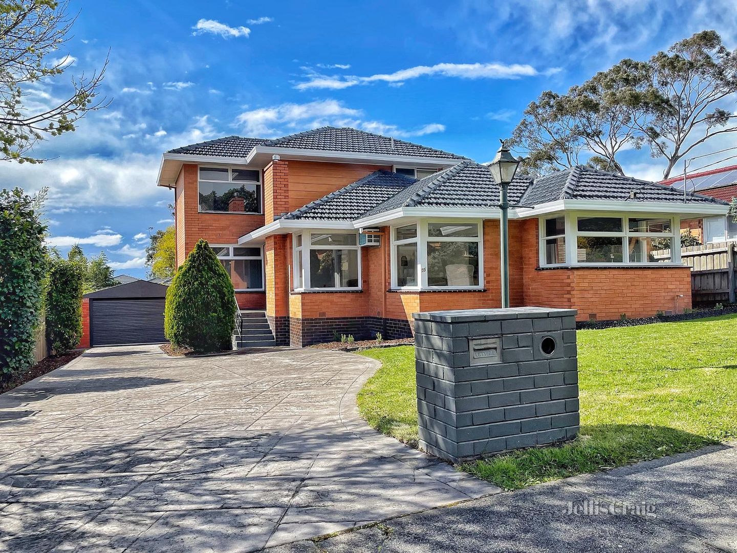 35 Roderick Street, Doncaster East | Property History & Address ...