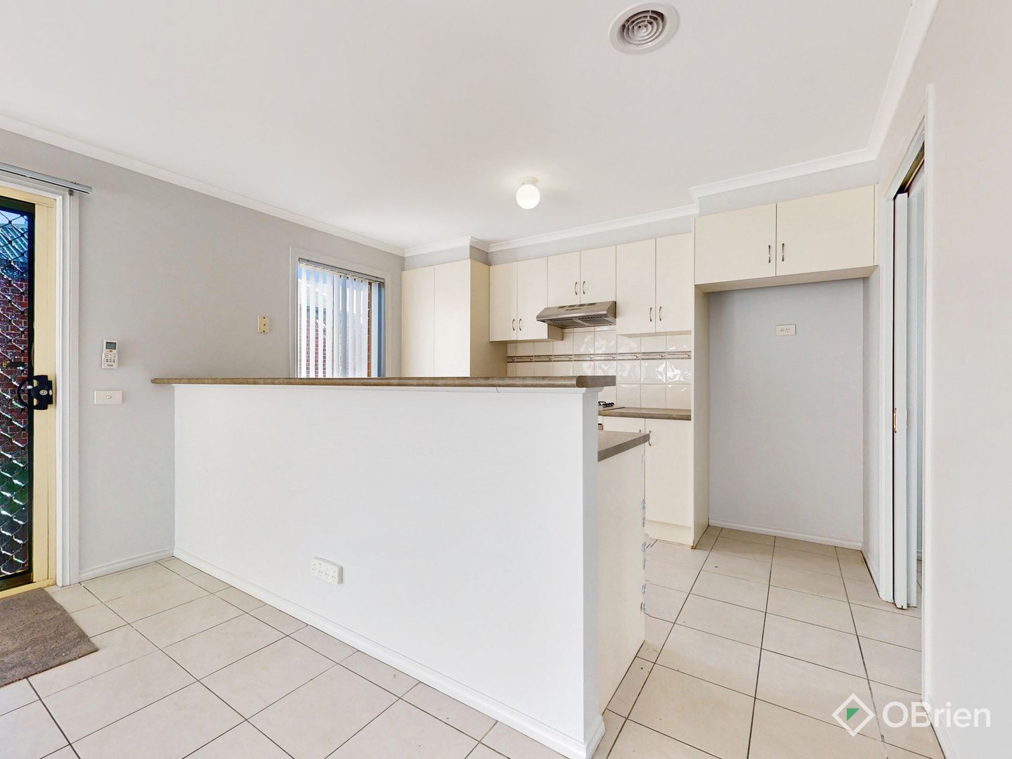 14 Wakenshaw Crescent, Pakenham VIC 3810 - House For Rent | Domain