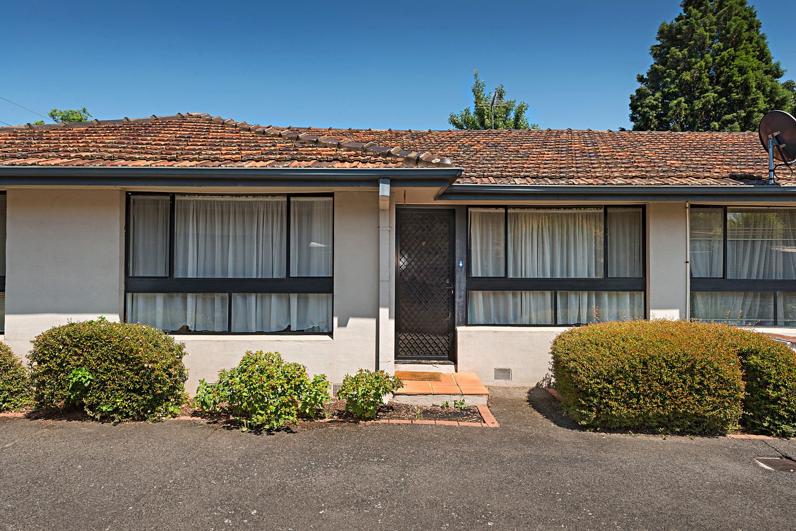 2/584 Murray Road, Preston | Property History & Address Research | Domain