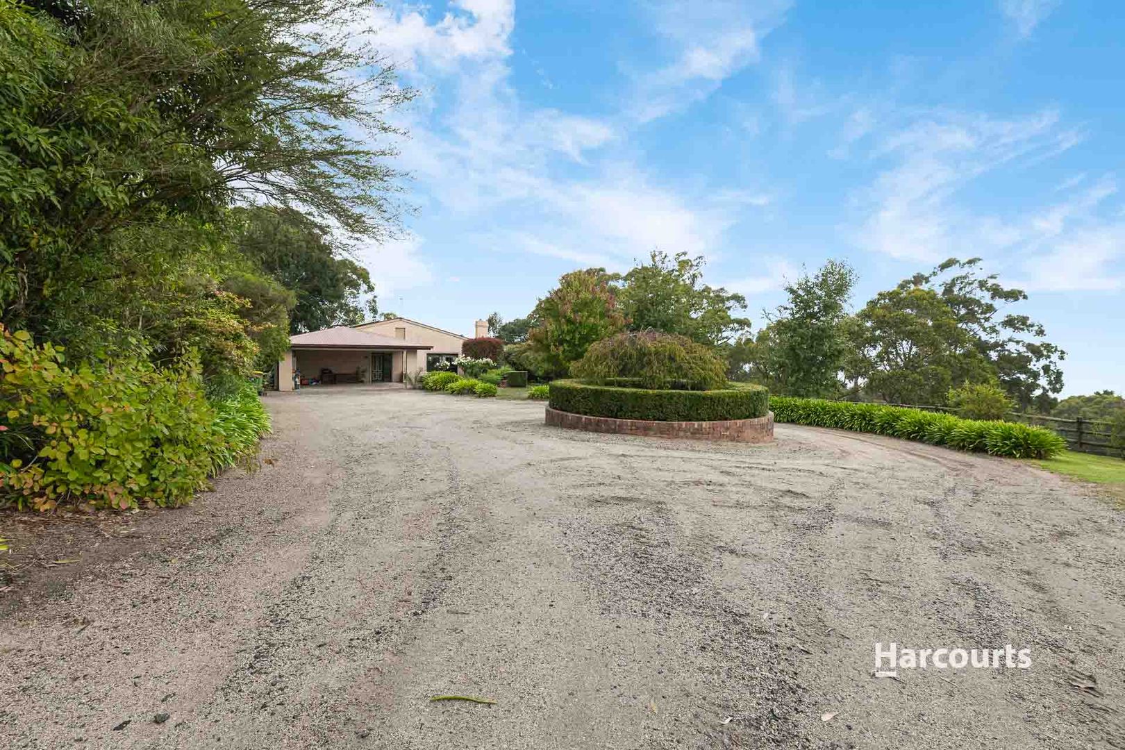 204 Harvie Road, Pakenham Upper VIC 3810 - House for Sale | Domain