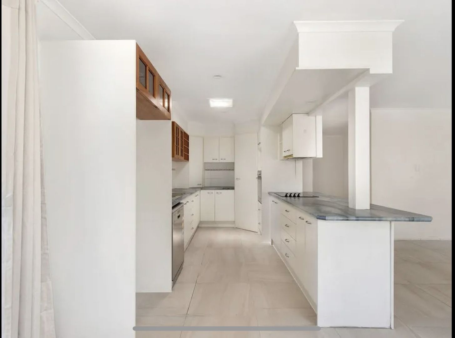 337 Ashmore Road, Benowa QLD 4217 - House For Rent | Domain