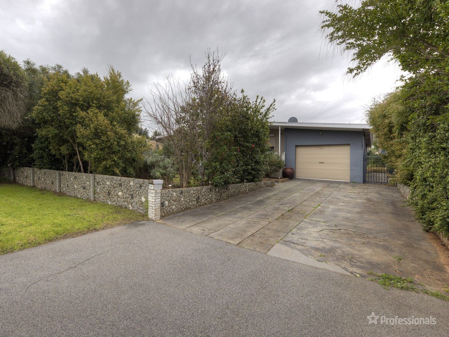 33 Ashby Terrace, Viveash WA 6056 | Domain