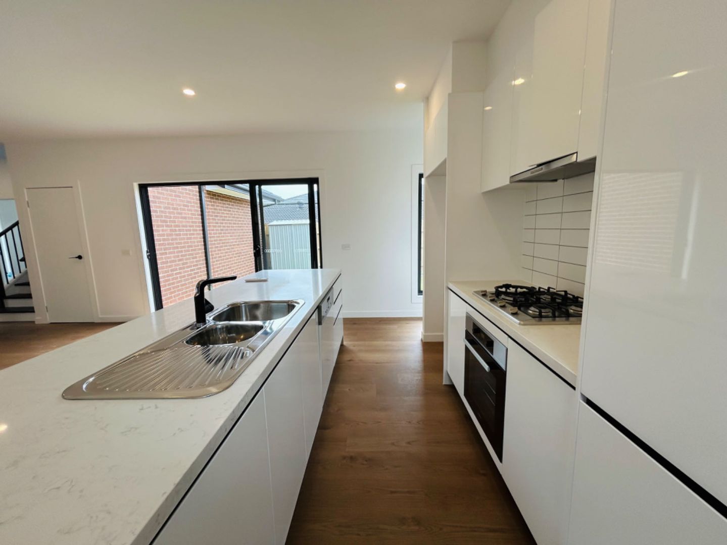 1/43-47 Ashmore Road, Forest Hill VIC 3131 - Townhouse For Rent - $850 ...