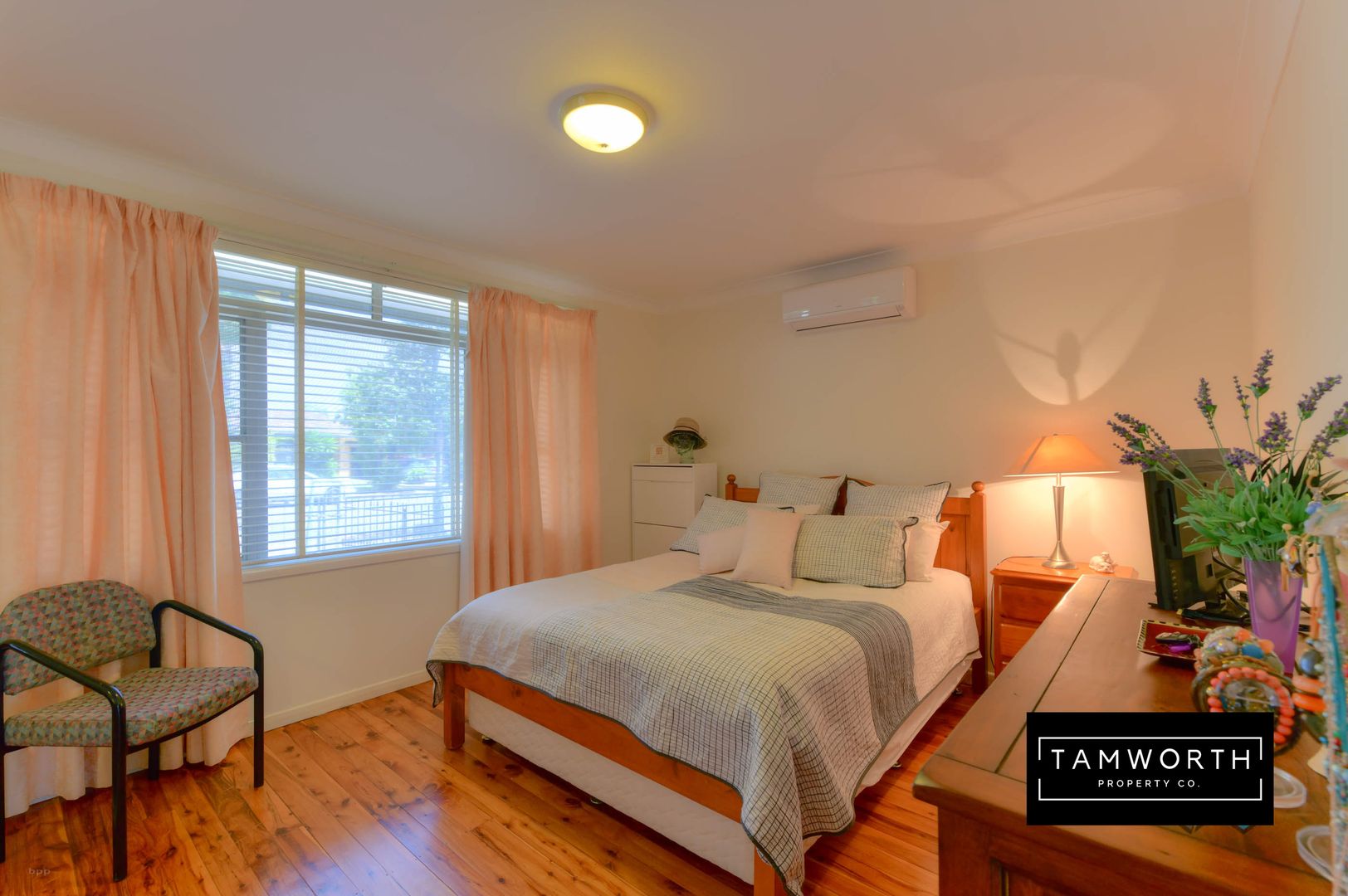 31 Kinarra St, South Tamworth NSW 2340 - House For Rent | Domain