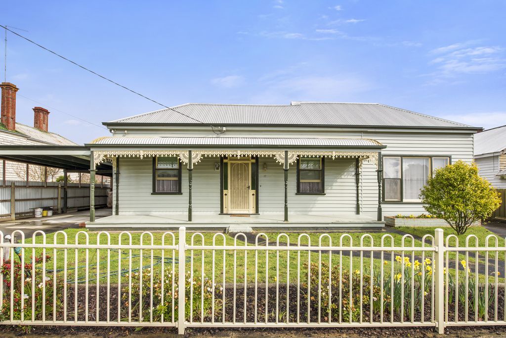 17 Mclaughlin Street, Colac | Property History & Address Research | Domain