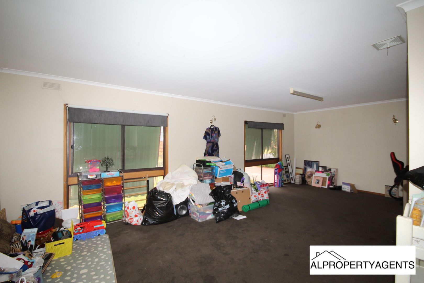 13 Queen Street, Horsham VIC 3400 - House For Rent | Domain