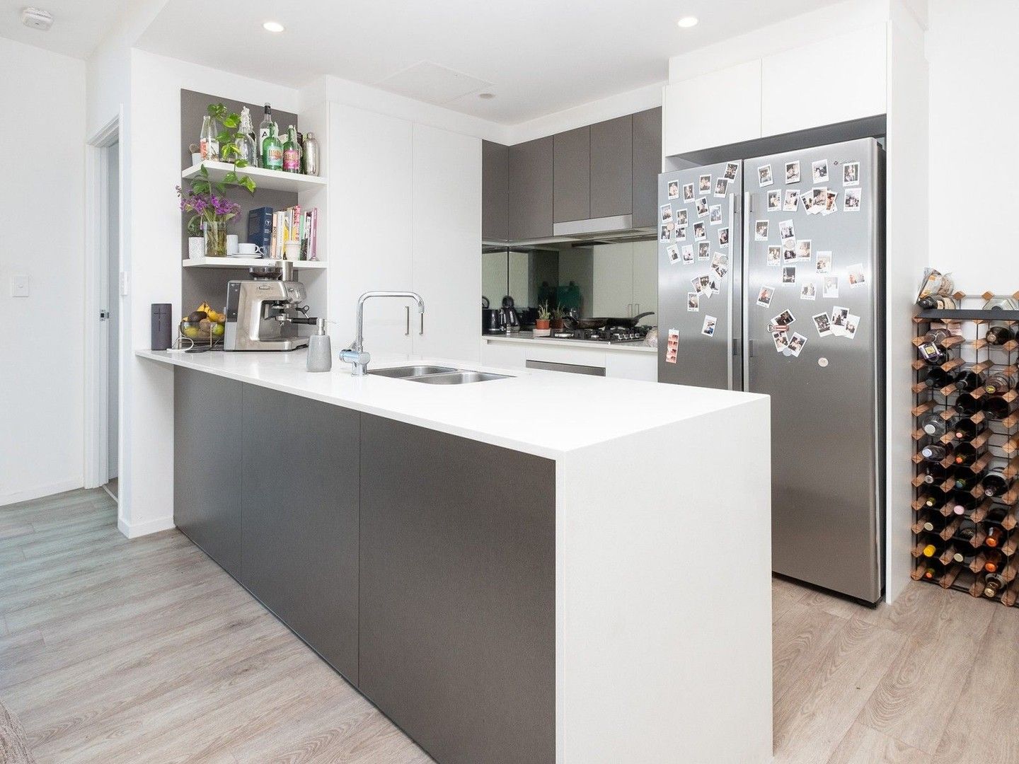 ID:21137495/93 Baines Street, Kangaroo Point QLD 4169 - Apartment For ...