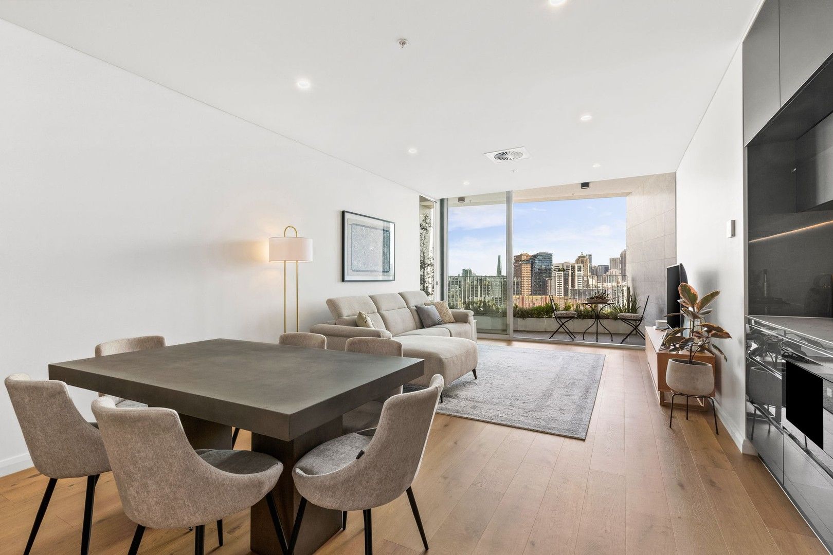 1402/1A Lawson Square, Redfern NSW 2016 - Apartment For Rent - $1,195 ...
