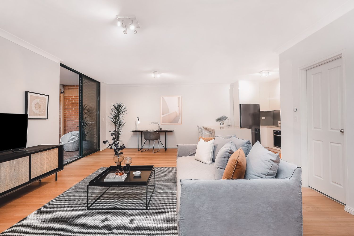 109/146-152 Pitt St, Redfern NSW 2016 - Apartment For Rent - $1,350 ...