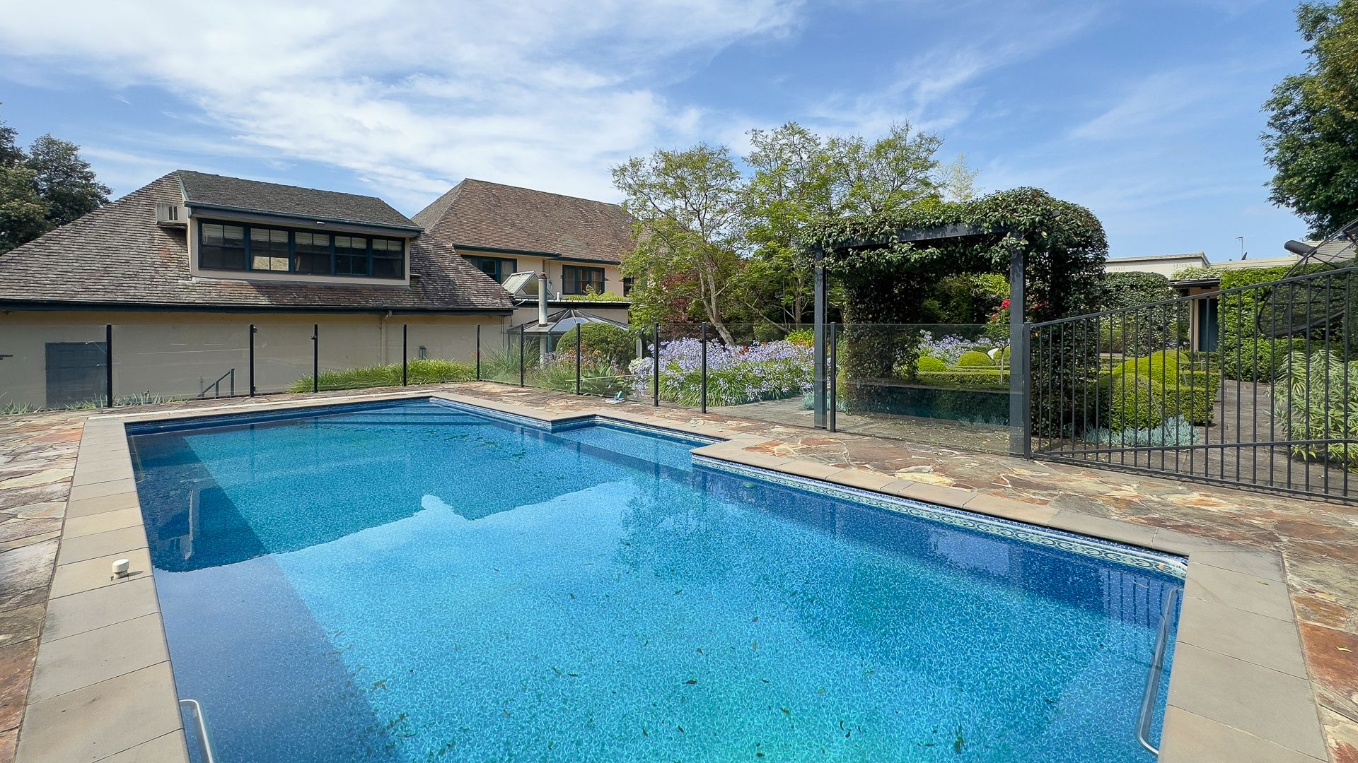 Toorak VIC 3142 - 4 beds house for Sale - 2016115076 | Domain