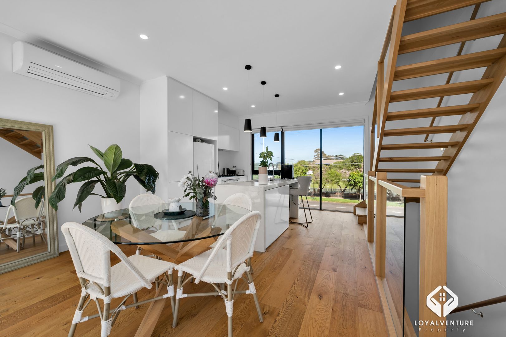 186 Ingles St, Port Melbourne VIC 3207 | Domain