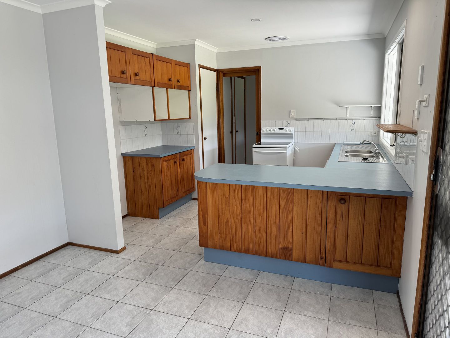 Beachmere QLD 4510 - 3 beds house for Rent, $550 - 16993599 | Domain