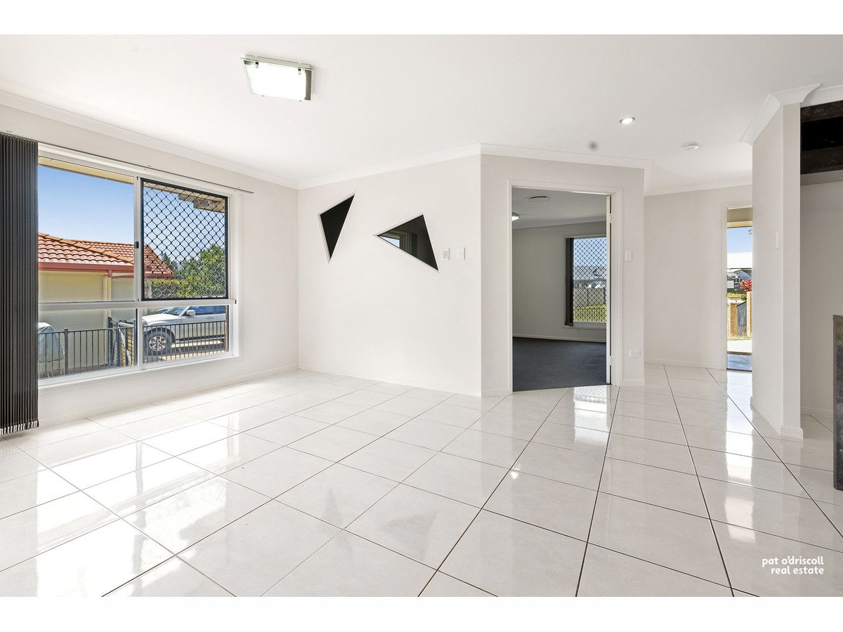 34 Jamie Crescent, Gracemere QLD 4702 - House For Rent | Domain