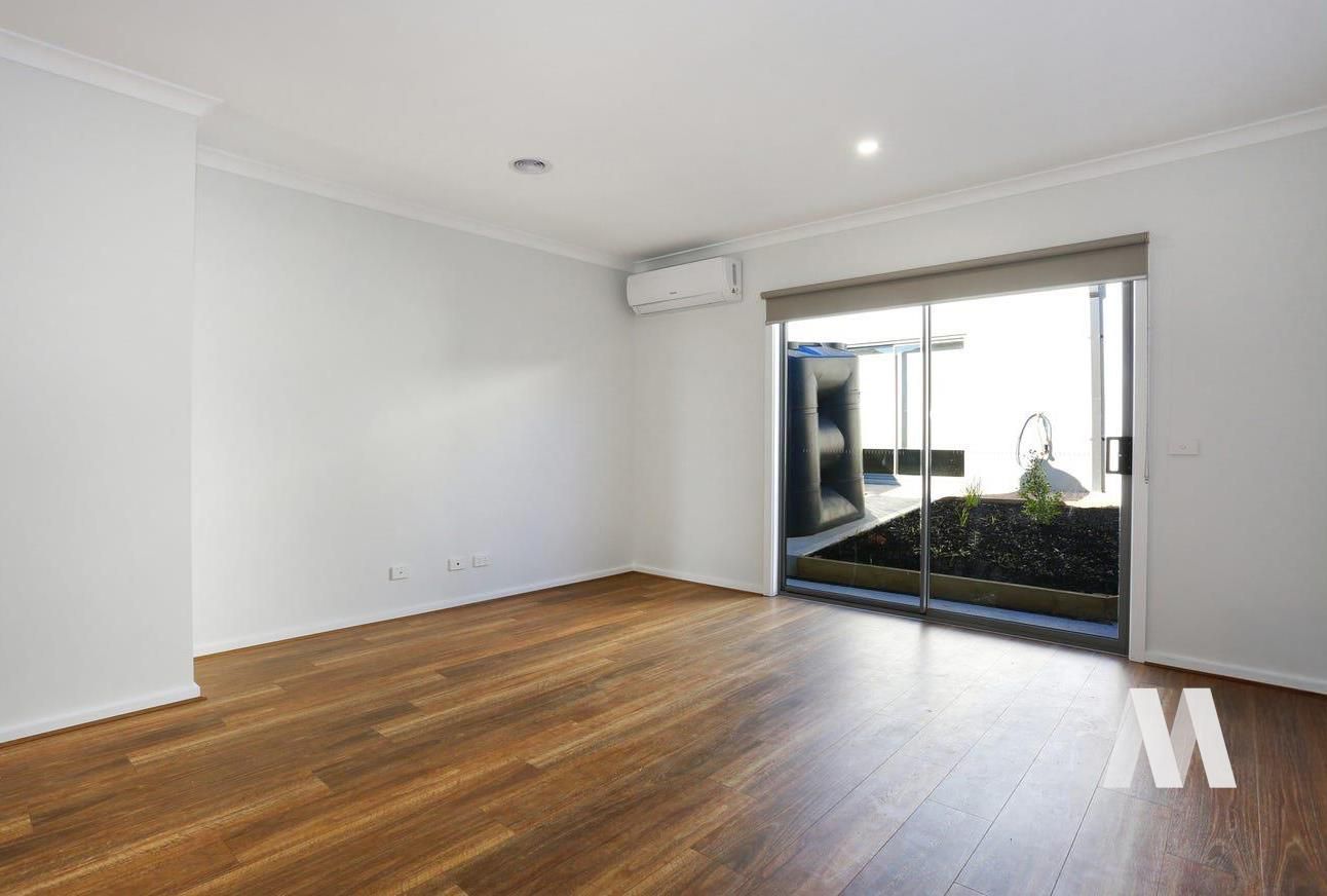 6 Viola Drive, Rockbank VIC 3335 - House For Rent | Domain