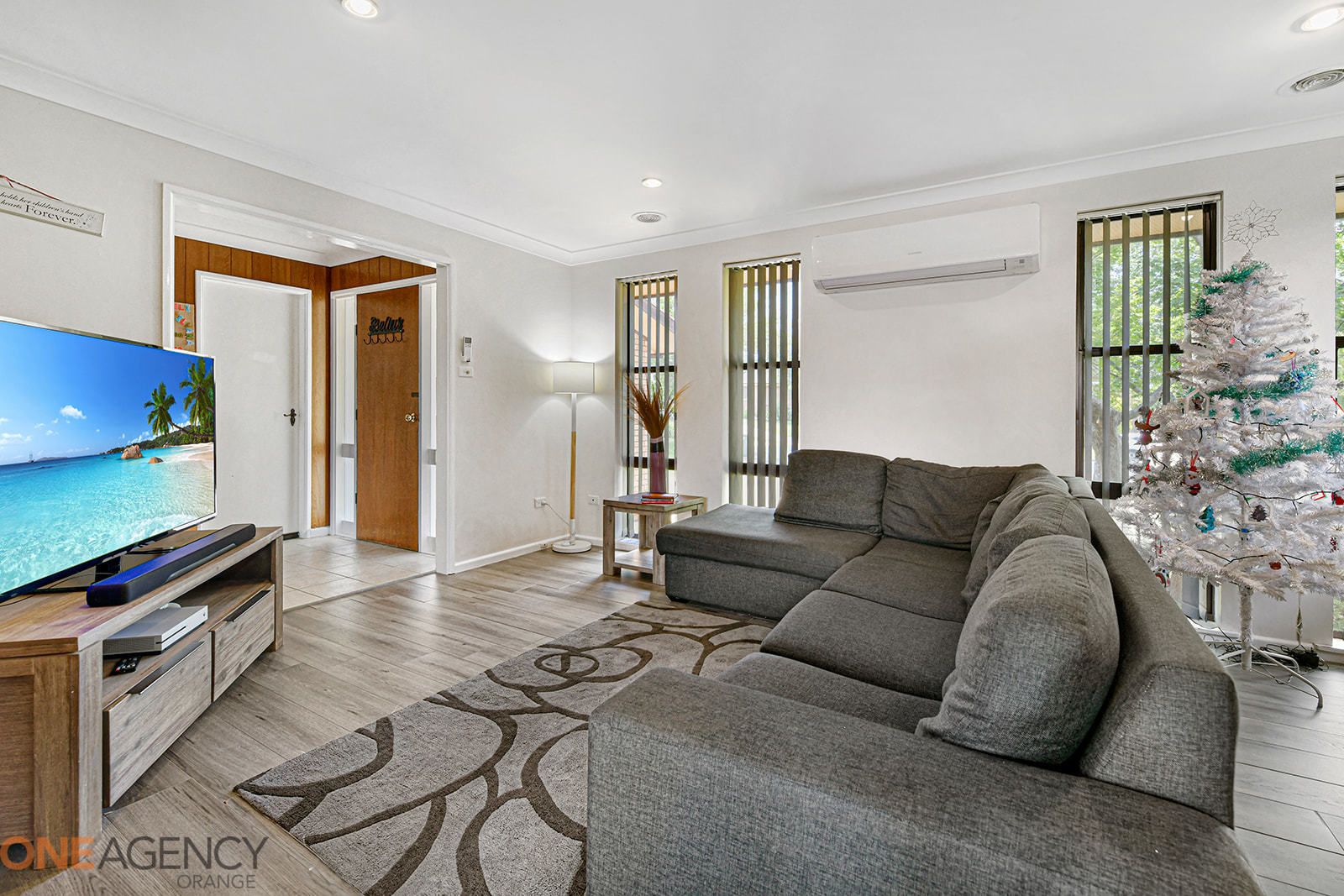 4 Sean O'doherty Place, Orange NSW 2800 - House For Rent | Domain