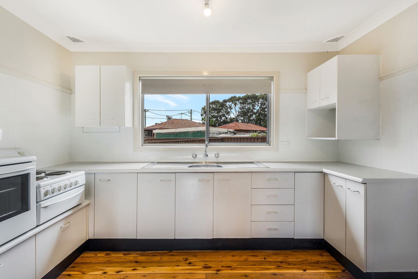 10 Waterloo Place, Glenfield NSW 2167 - House For Rent - $550 | Domain