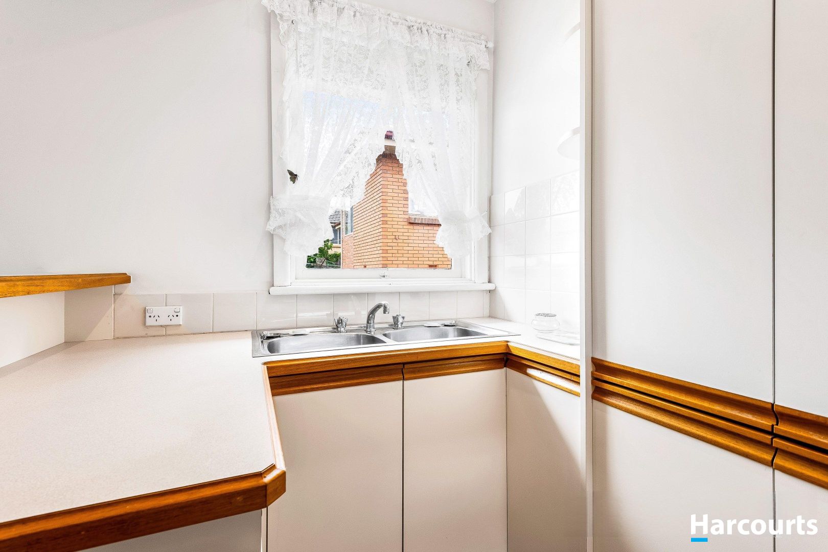 82 Thea Grove, Doncaster East VIC 3109 - House For Rent | Domain