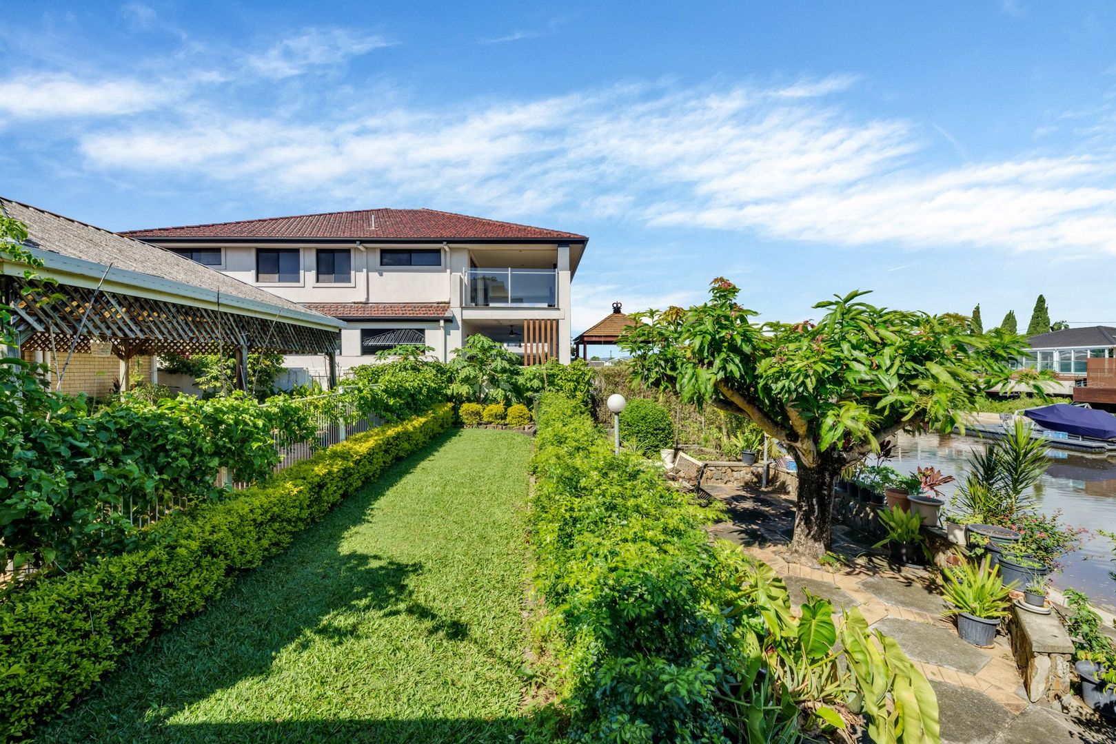 1 Sarasota Key, Broadbeach Waters QLD 4218 | Domain