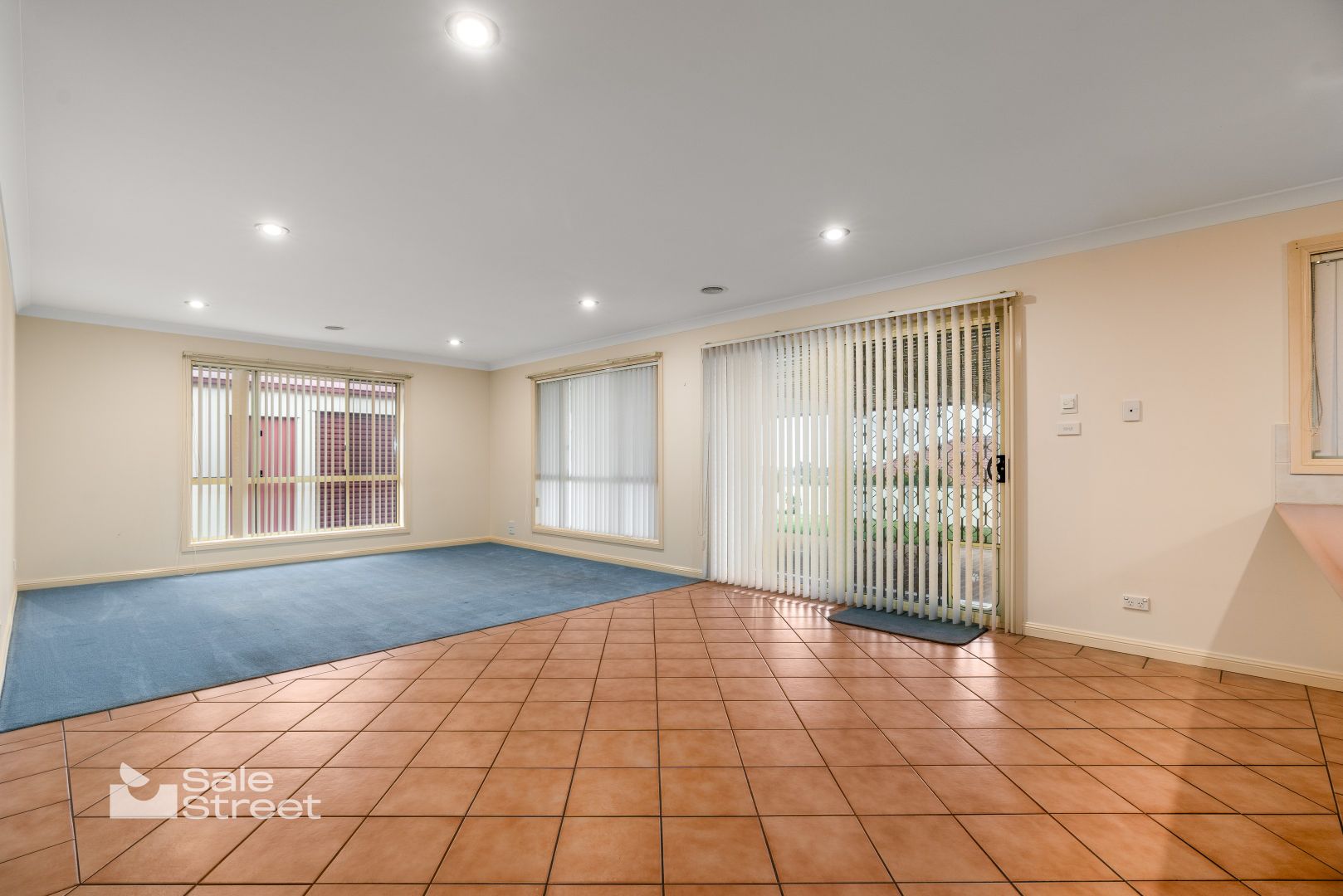 9 Holman Way, Orange NSW 2800 - House For Rent | Domain