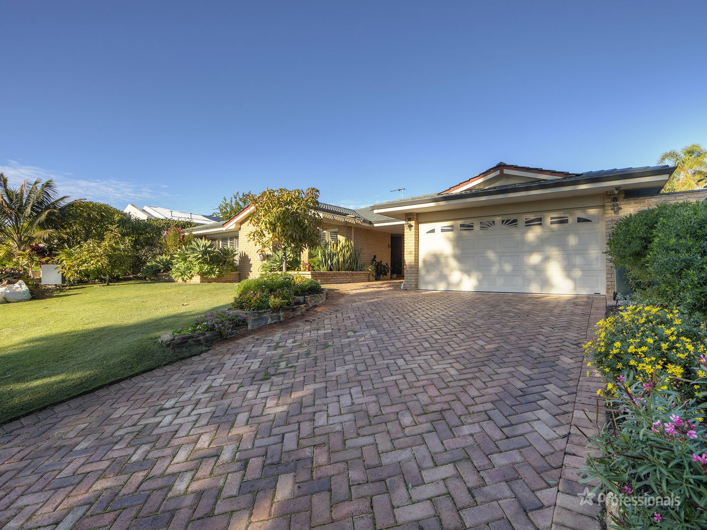45 Bradbourne Drive, Carin | Property History & Address Research | Domain