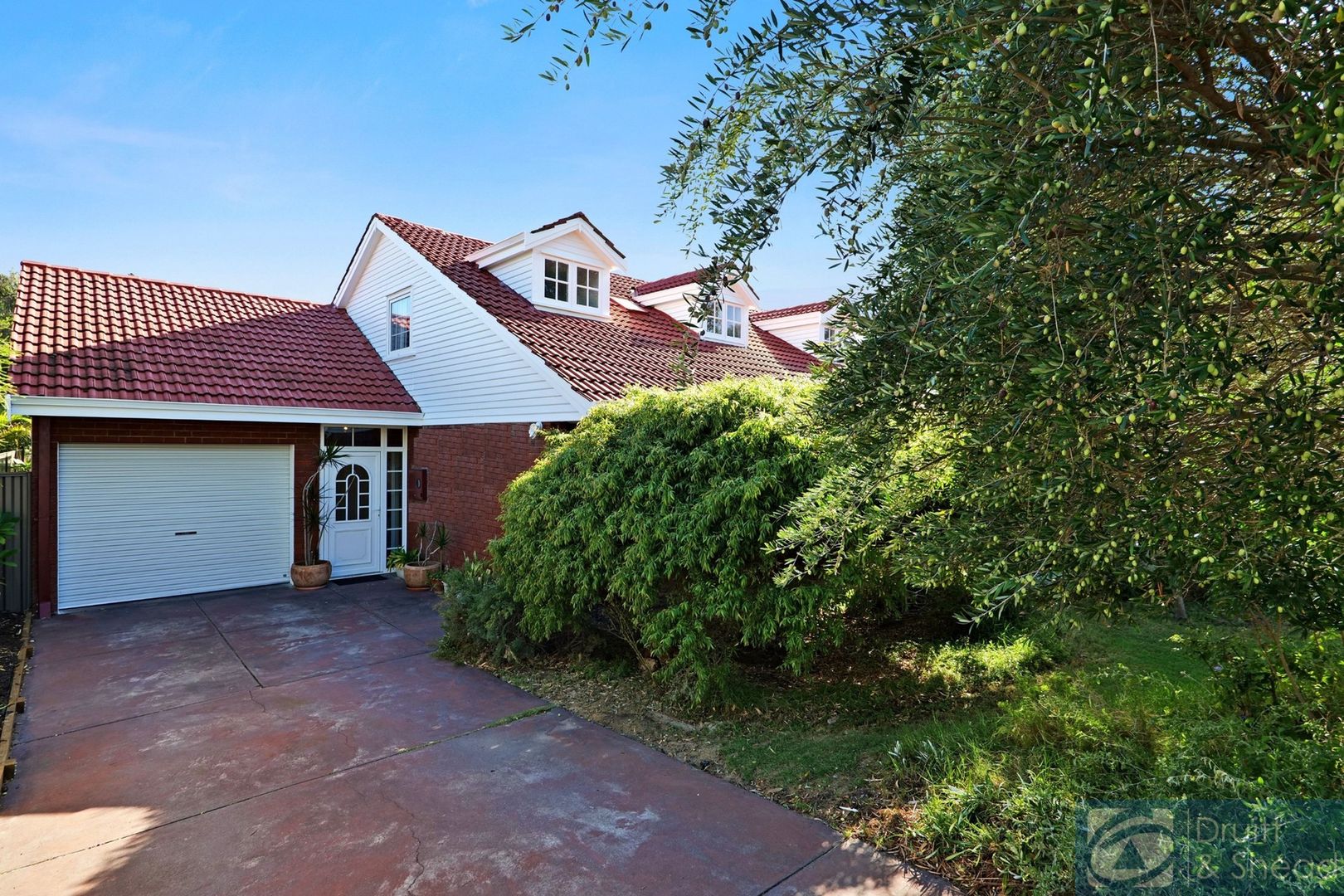 4 Fyfe Court, Trigg WA 6029 | Domain