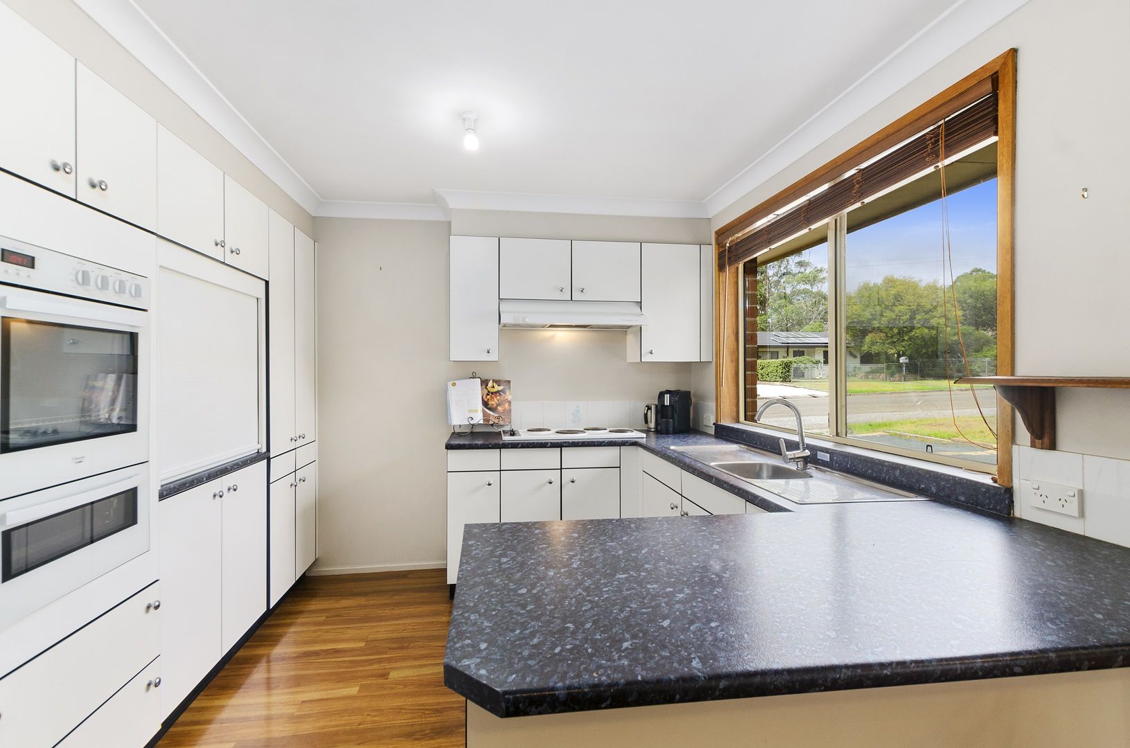 6 Railway Avenue, Colo Vale NSW 2575 - House For Rent - $650 | Domain