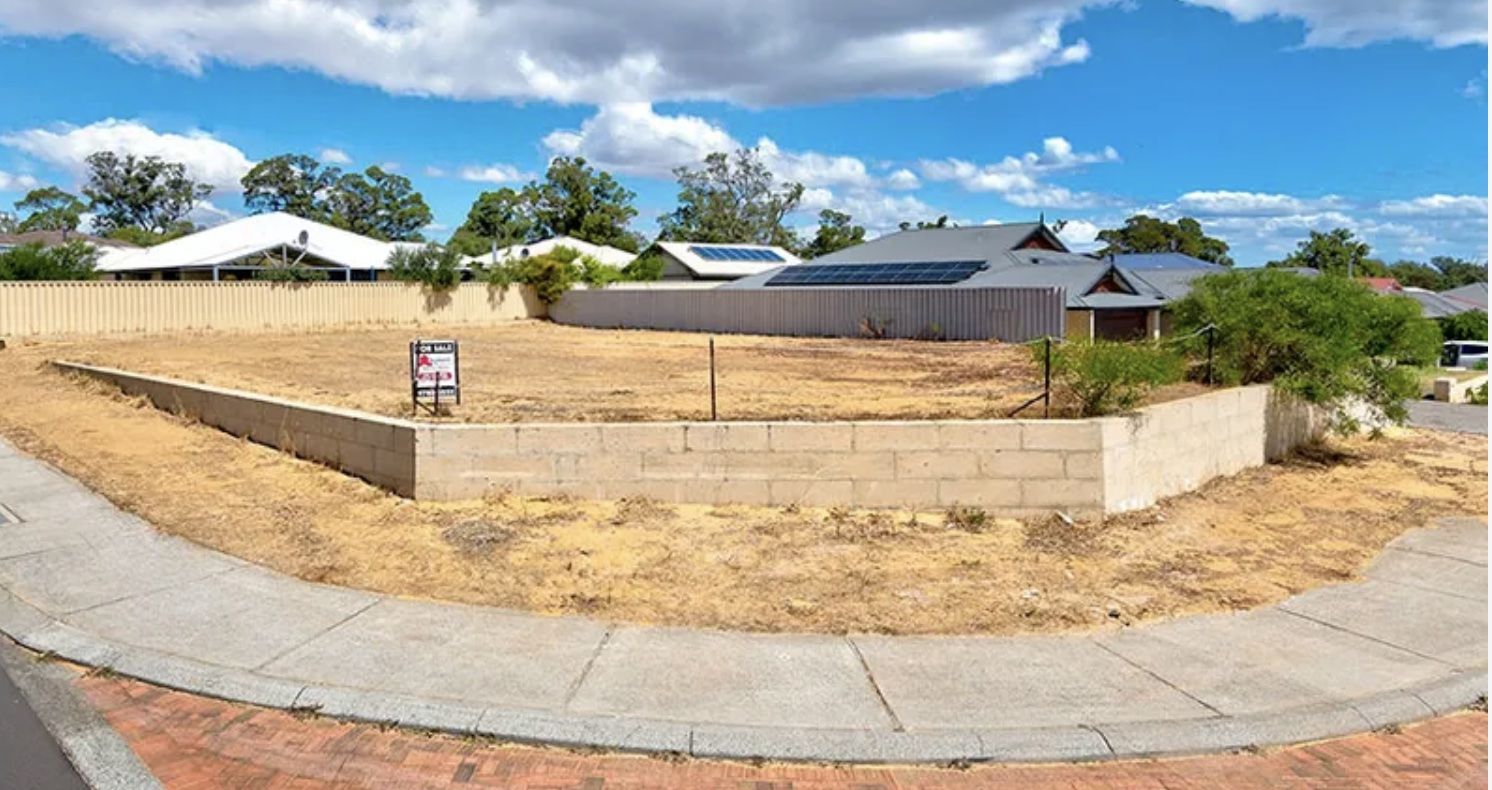 16 Topaz Way, Dalyellup WA 6230 | Domain