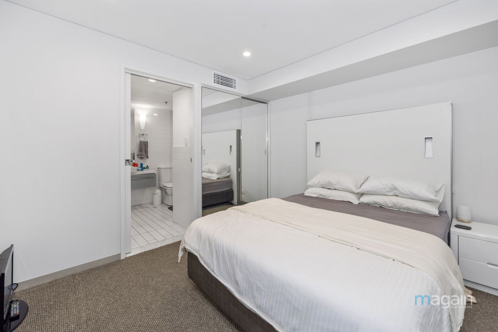 Level 404/102-104 North Terrace, Adelaide SA 5000 - Apartment For Rent ...