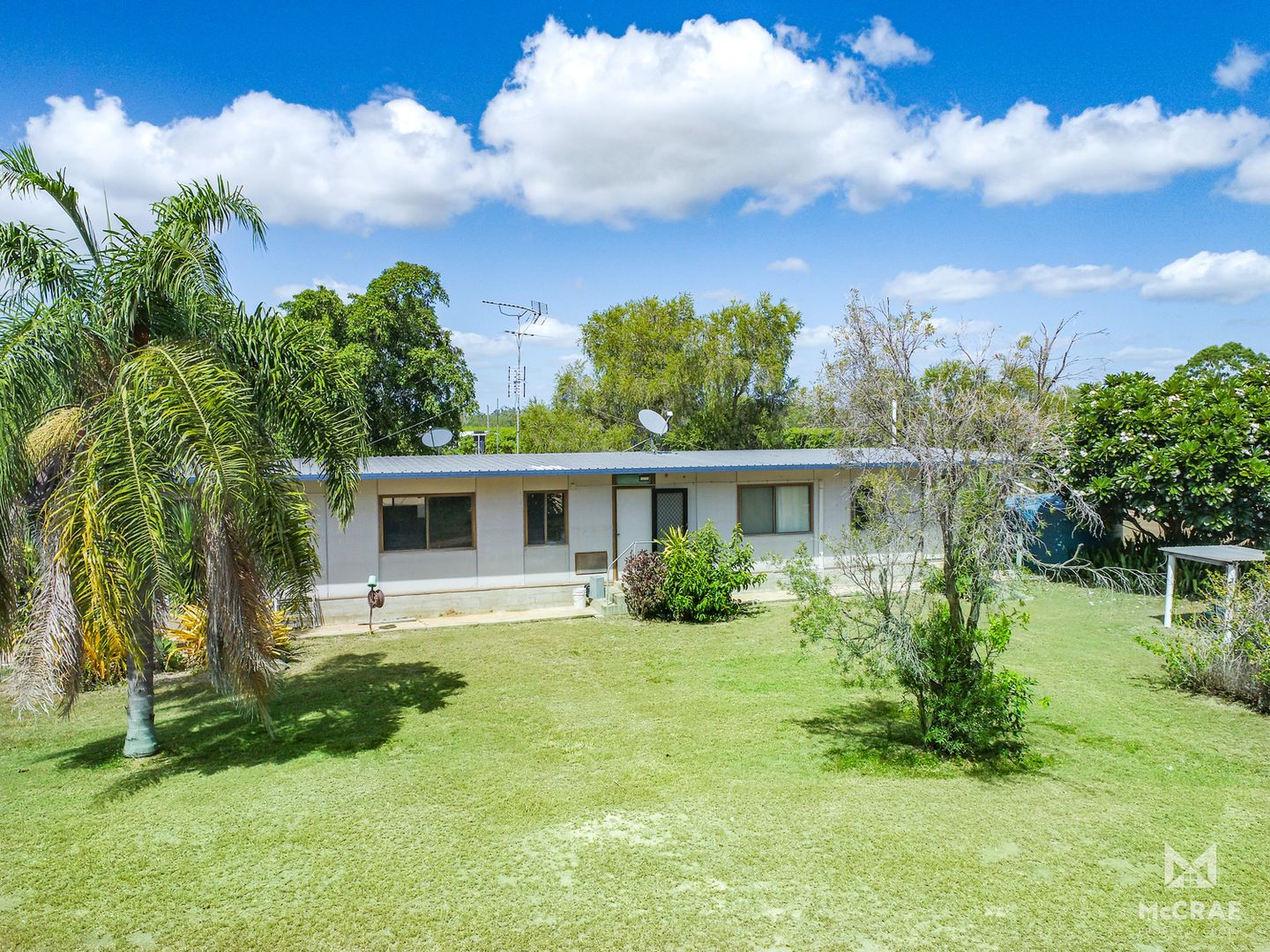 1/11 Market Square, Warwick | Property History & Address Research | Domain