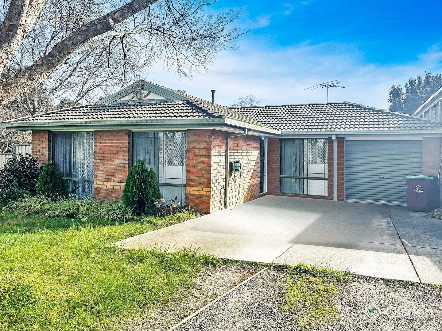 80 Lake View Drive, Narre Warren South VIC 3805 - House For Rent | Domain